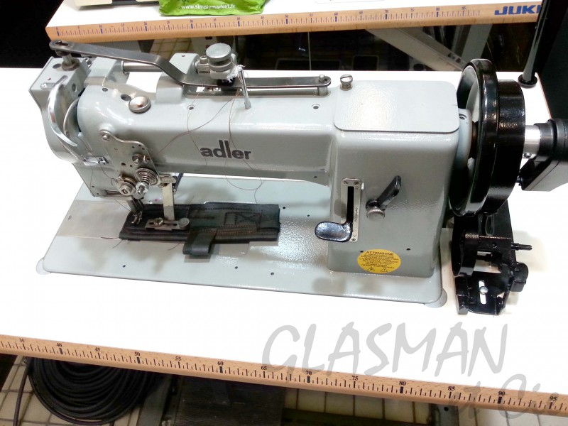 Machine à coudre industrielle triple entrainement, bras canon ADLER 67-73